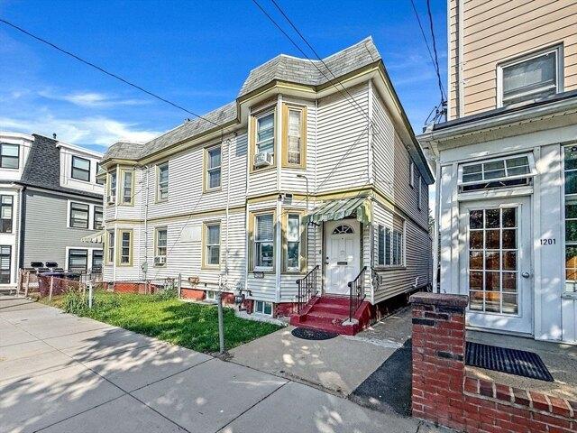 condo with 5 bedroom, Boston MA DS104010751