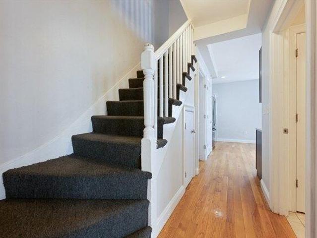 condo with 5 bedroom, Boston MA ES105095216