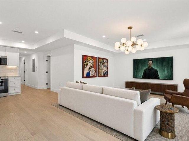 condo with 5 bedroom, Boston MA ES105239912