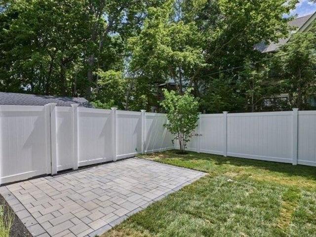 condo with 5 bedroom, Brookline MA ES105060350