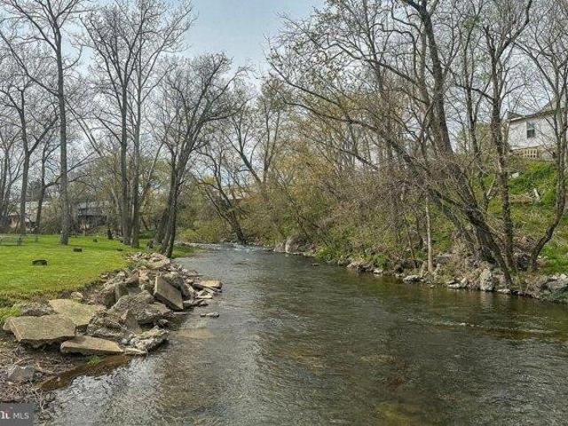 condo with 5 bedroom, Edinburg VA DS88650919