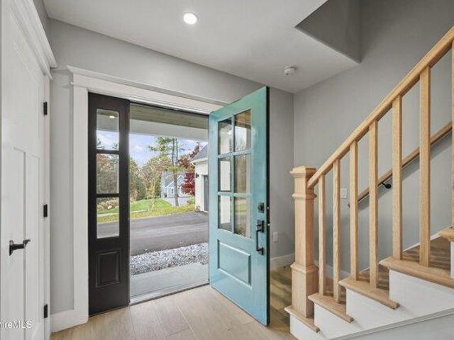 condo with 5 bedroom, Great Barrington MA DS104232787