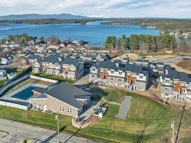 condo with 5 bedroom, Laconia NH ES105115344