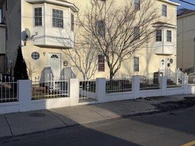 condo with 5 bedroom, Lawrence MA DLS103124842