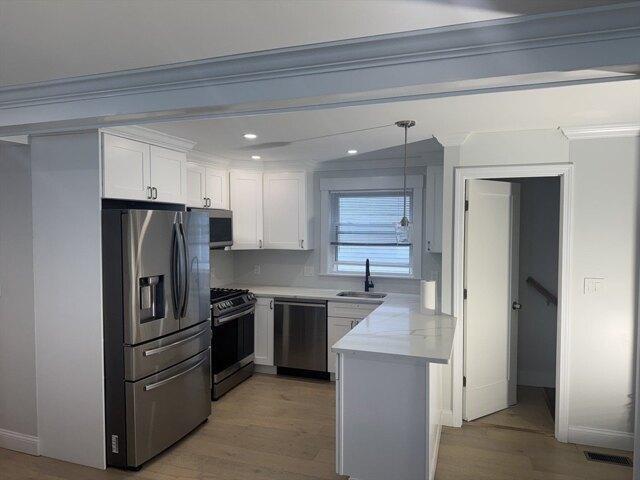 condo with 5 bedroom, Medford MA DLS102801458