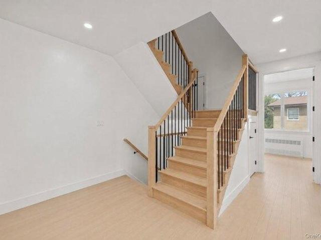 condo with 5 bedroom, Monsey NY ES103624371