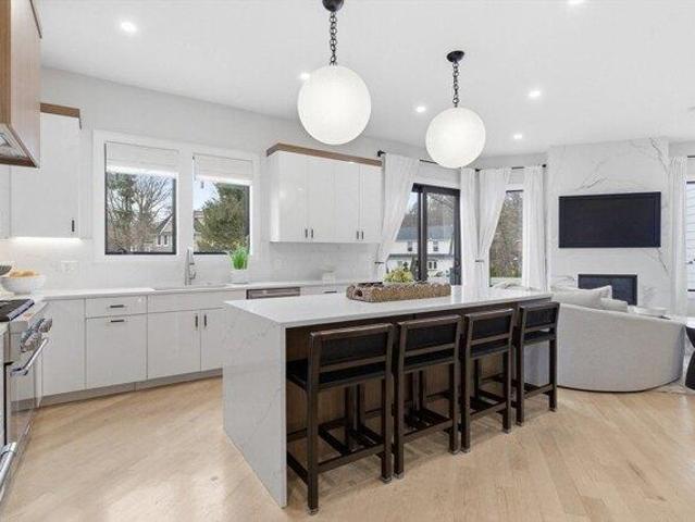 condo with 5 bedroom, Newton MA DS102531808