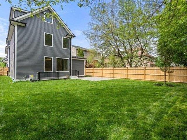 condo with 5 bedroom, Newton MA DS103100874