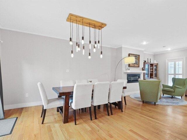 condo with 5 bedroom, Newton MA ES104920237