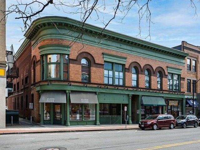 condo with 5 bedroom, Northampton MA DS103160700