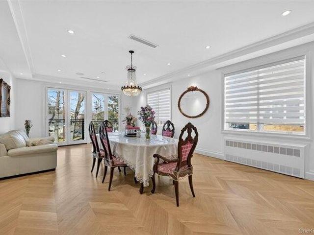 condo with 5 bedroom, Spring Valley NY DLS101781668