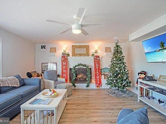 condo with 6 bedroom, Wildwood Crest NJ ES105232790