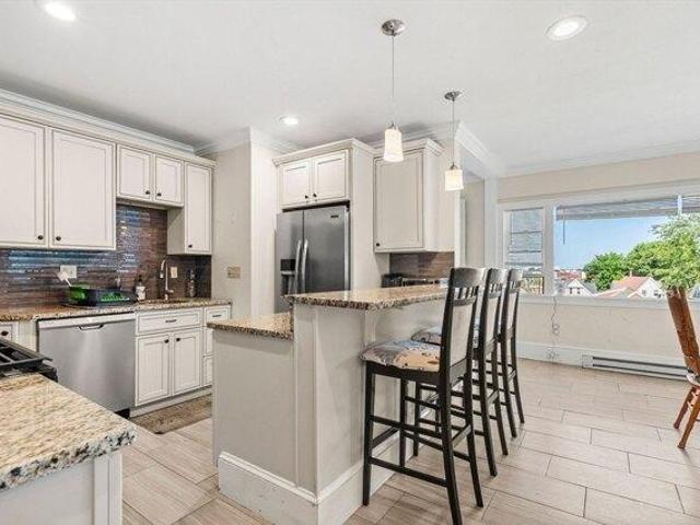 condo with 6 bedroom, Boston MA ES105095858