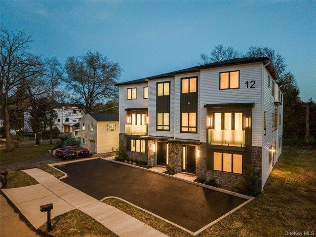 condo with 9 bedroom, Spring Valley NY DS103621201