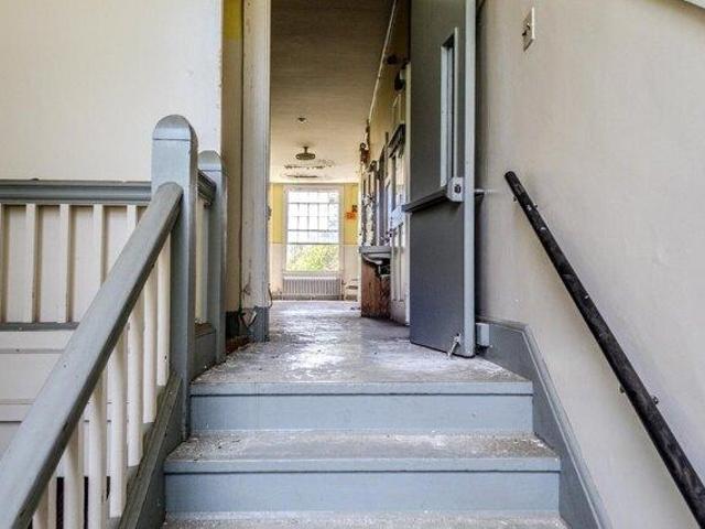 condo with 9 bedroom, Springfield VT ES105205433