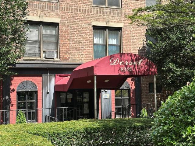 condo Woodhaven NY DLS101253832