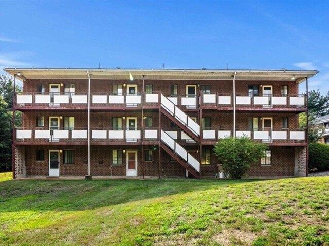 condo Andover MA ES105115332