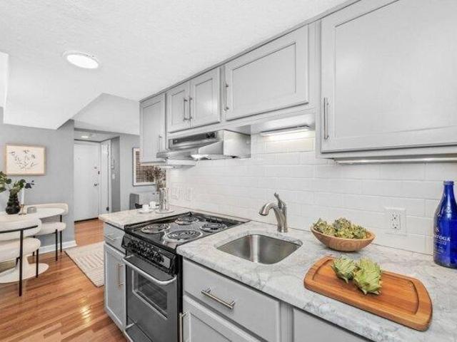 condo Boston MA ES105366994
