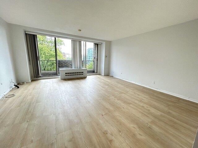 condo Brookline MA ES104263320