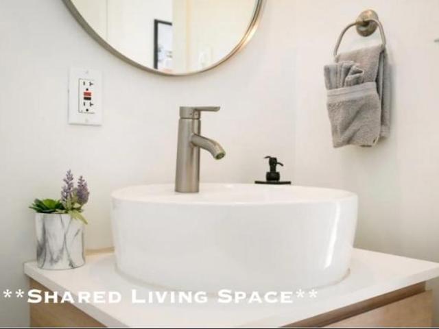 condo Burbank CA 91506 DS57110391