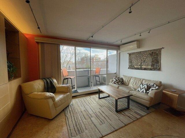 condo Cambridge MA DLS102595632