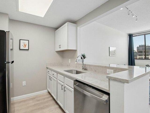 condo Cambridge MA DLS102635568