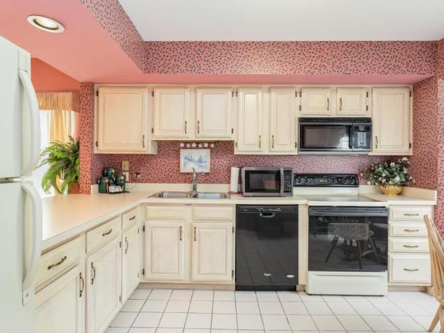 condo Elkhart IN DS102366745