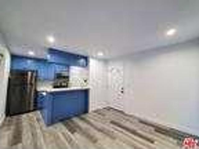 Condo For Rent In Manhattan Beach, California