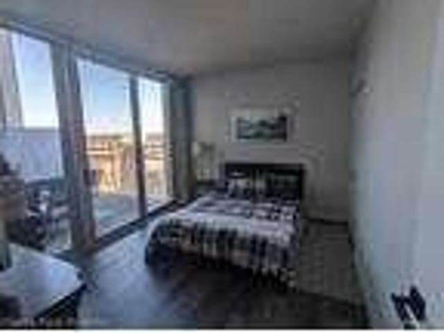 Condo For Rent In Royal Oak, Michigan