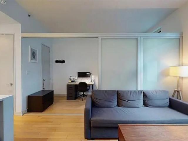 condo Long Island City NY DS103097143