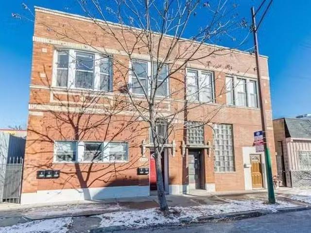 Condo, Low Rise 1 3 Stories Chicago, IL 4165 N Elston Ave.