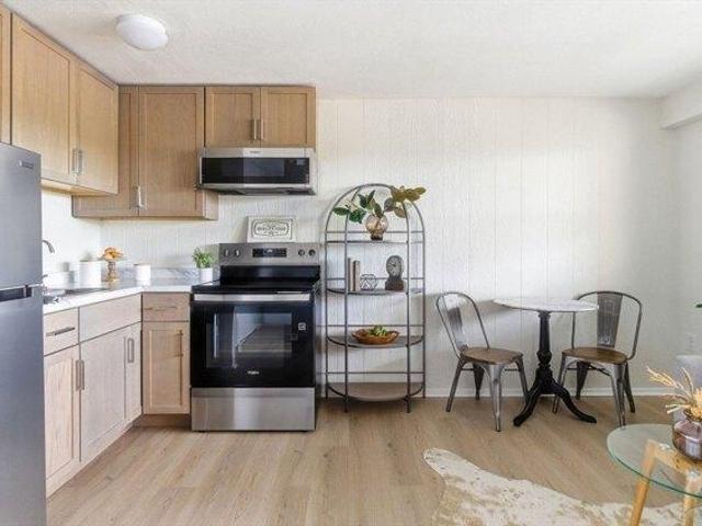 condo Melrose MA ES104441633