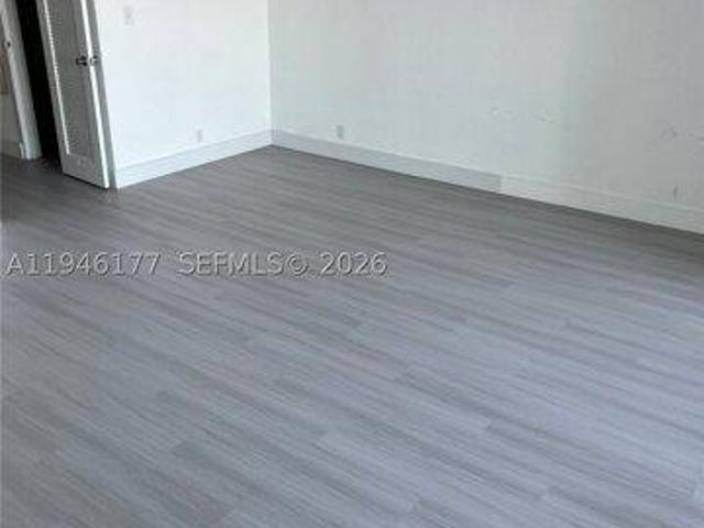 condo Miami Beach FL ES104898517