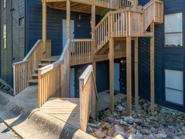 Condo: MLS #26011