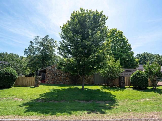 Condo: MLS #26022