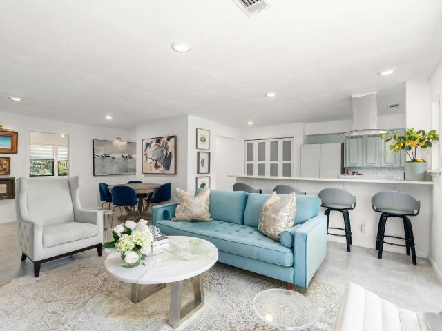 Condo: MLS #26031