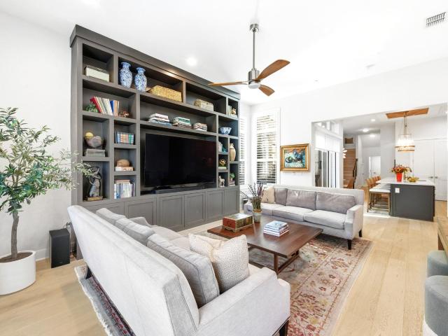 Condo: MLS #9486