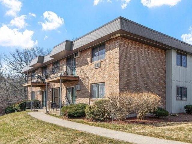 condo Nashua NH DLS102823202