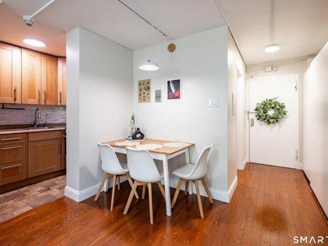 condo New Haven CT ES103189471