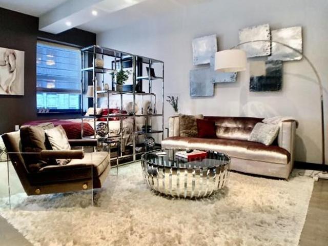 condo New York NY DLS64015986