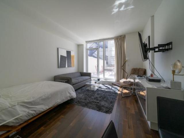 condo New York NY DS62228479