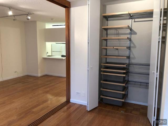 condo New York NY ES101786343