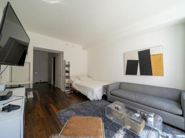 condo New York NY ES62228479