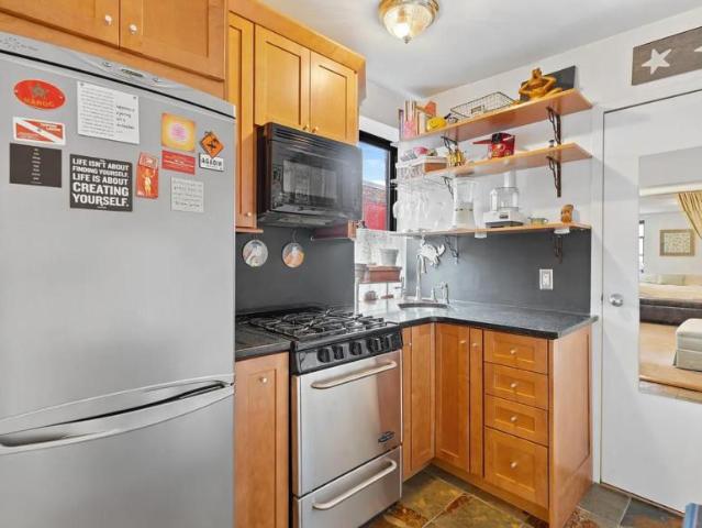 condo NEW YORK NY ES99819747