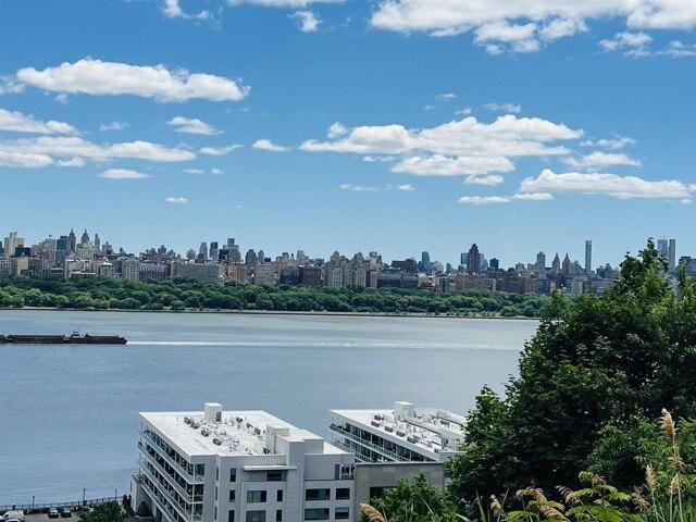 condo North Bergen NJ DS104150794