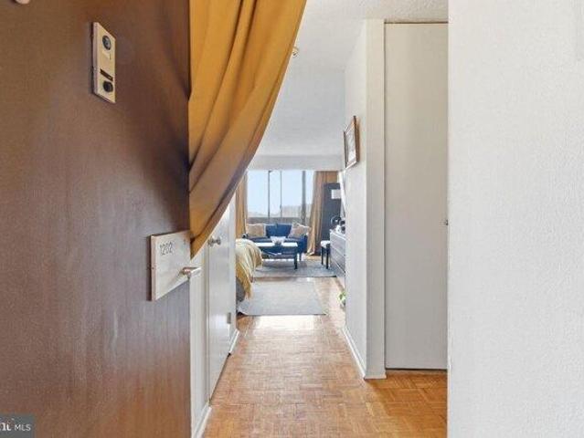 condo Philadelphia PA DS103625664