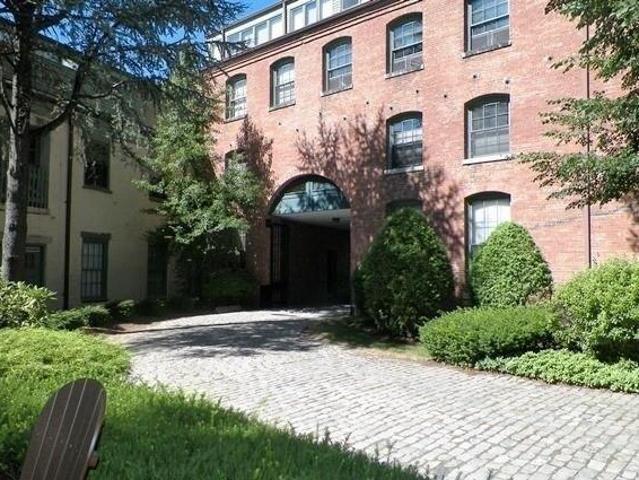 condo Providence RI DS103888891