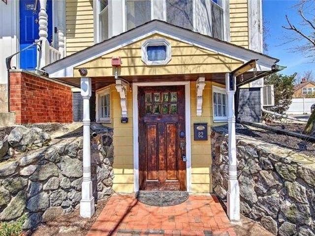 condo Providence RI ES105126531