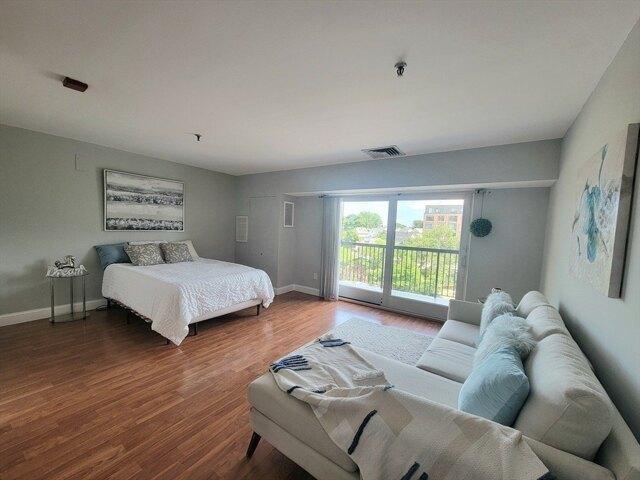 condo Quincy MA ES103442286