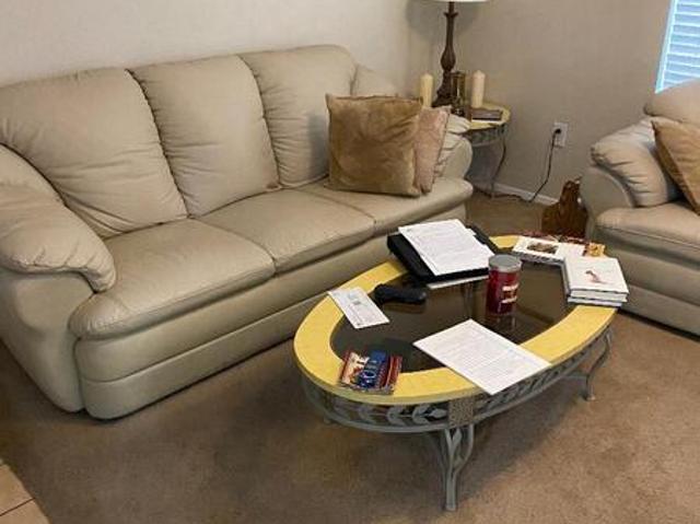 Condo room for lease Gated Community